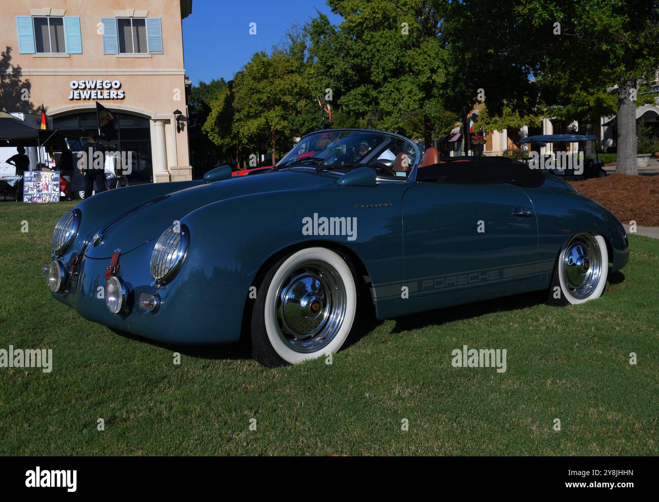 A gorgeous Porsche 356 1600 Super Speedster Stock Photo - Alamy