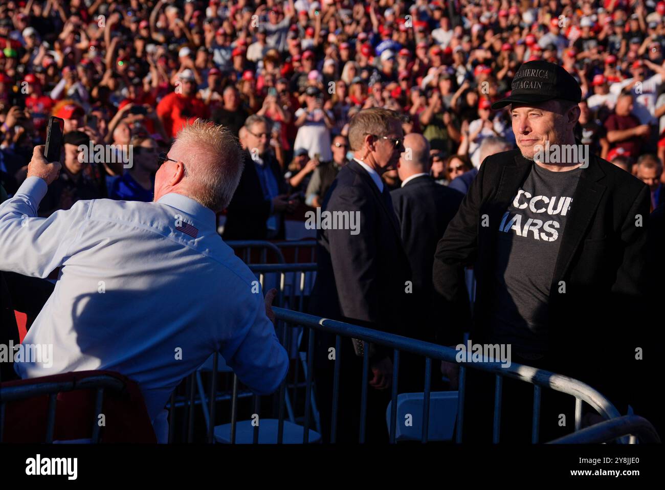Elon Musk arrives before Republican presidential nominee former ...