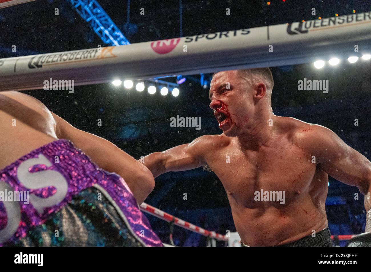 Liverpool, UK. 5th Oct 2024. Nick Ball Knocks Out Ronny Rios And ...