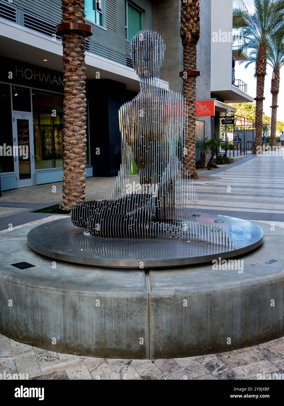Isabelle statue by Julian Voss-Andreae in Downtown Palm Springs ...