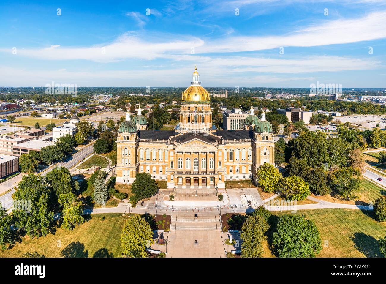 Iowa state capitol aerial hi-res stock photography and images - Alamy