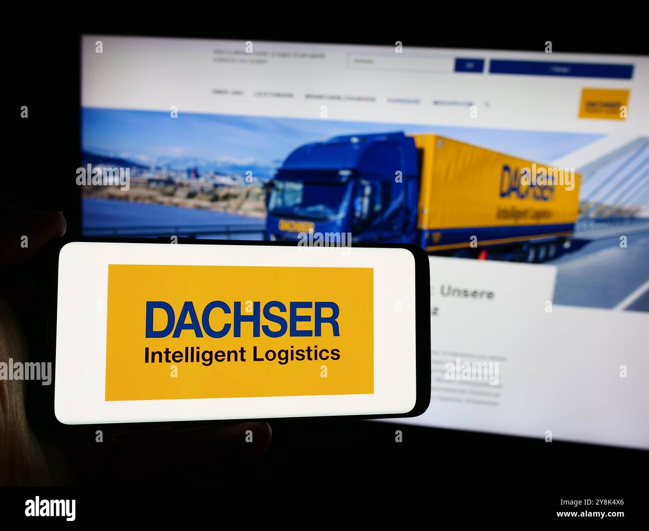 Dachser logo hi-res stock photography and images - Alamy