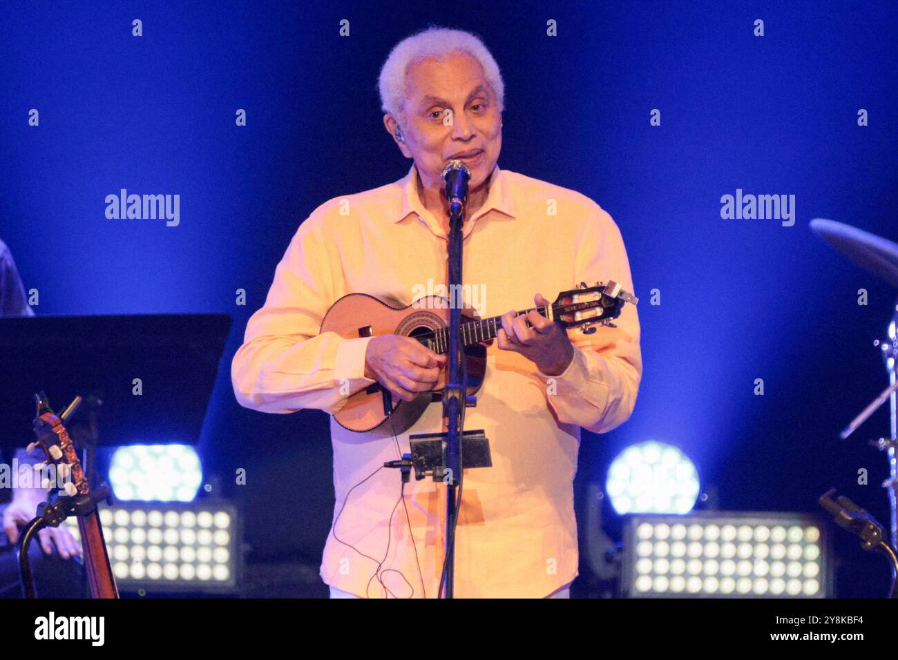 PR - CURITIBA - 10/05/2024 - CURITIBA, PAULINHO DA VIOLA - Paulinho da ...