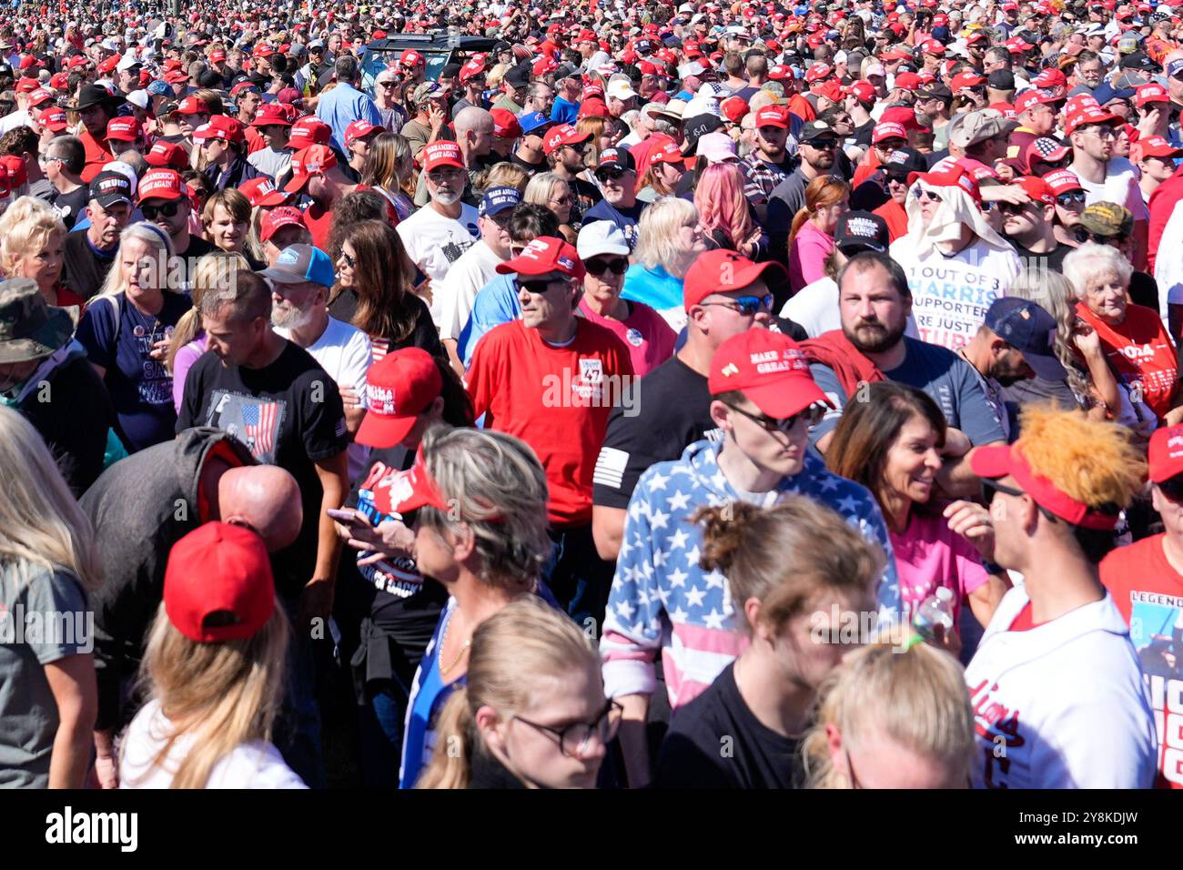 Butler, United States. 05th Oct, 2024. Rally goers line up before an ...