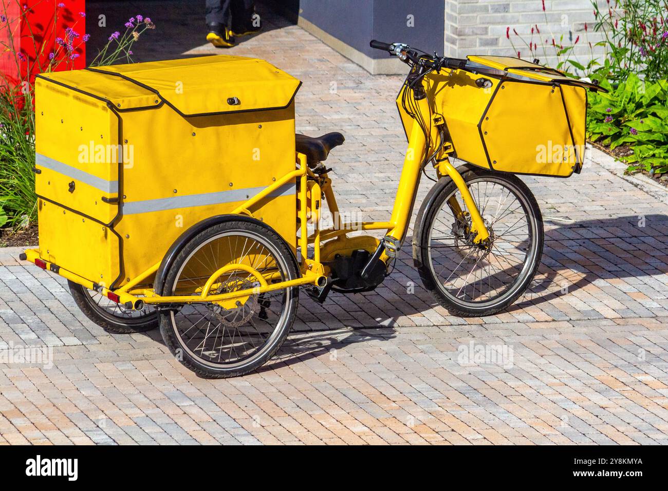 Citydelivery hi-res stock photography and images - Alamy