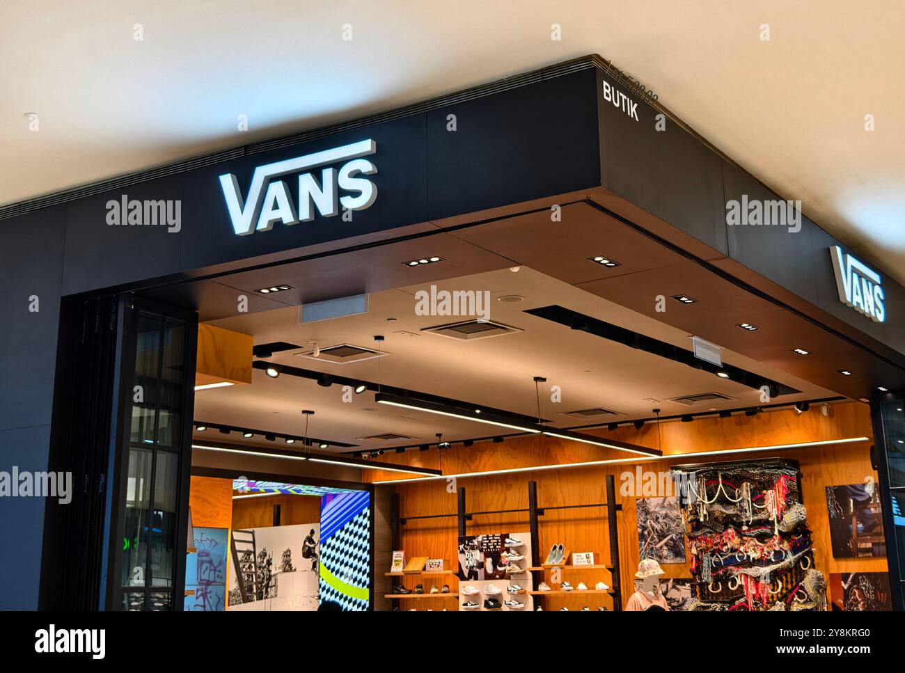 KUALA LUMPUR, MALAYSIA - AUGUST 28, 2024: Vans brand retail shop in the ...