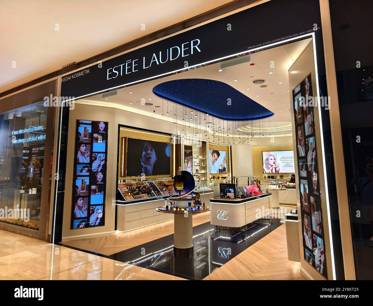 KUALA LUMPUR, MALAYSIA - AUGUST 28, 2024: Estee Lauder brand retail ...