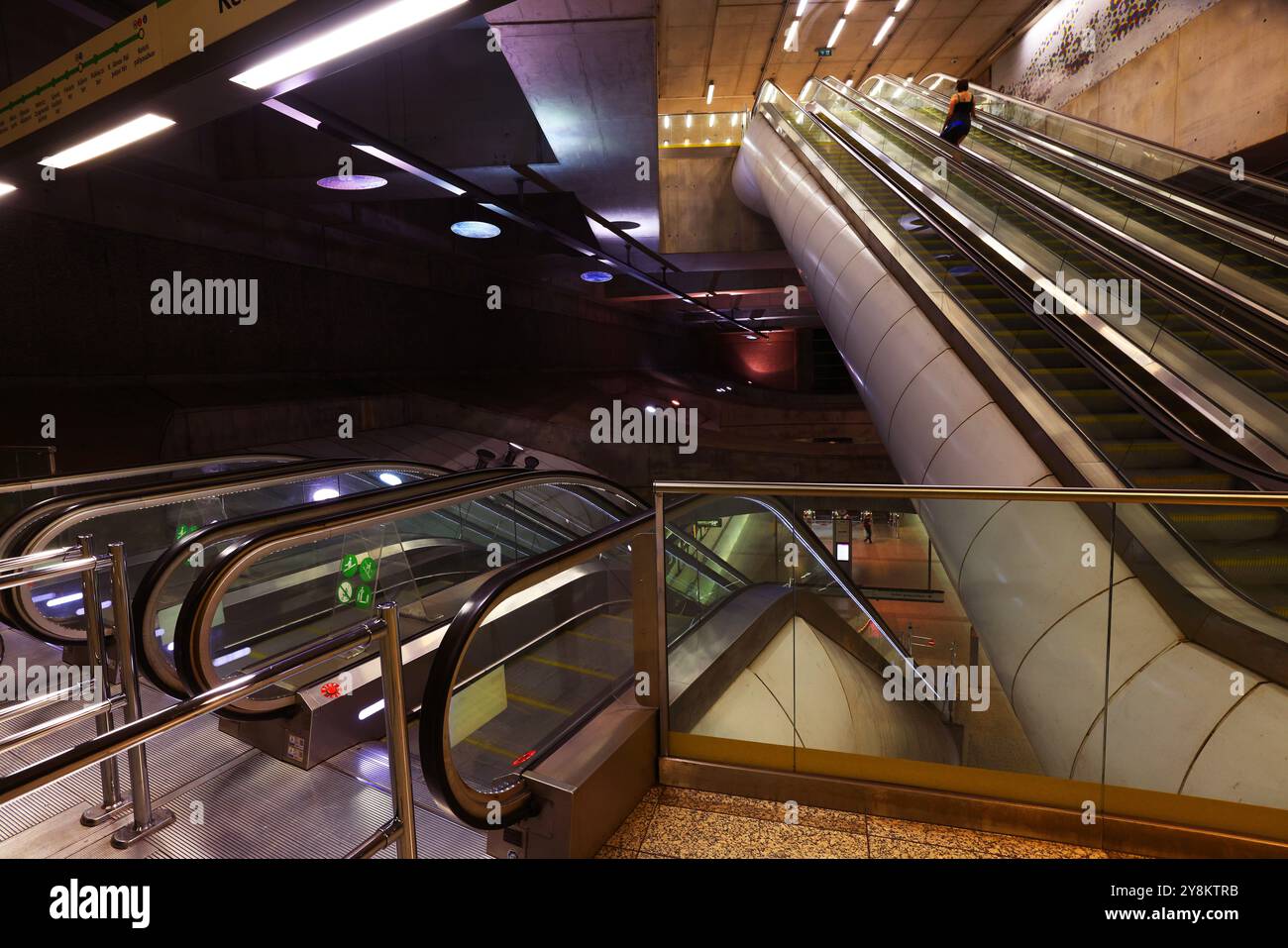 Budapest, U Bahn, U Bahnstation, Verkehr, Budapest, Metro, Subway ...