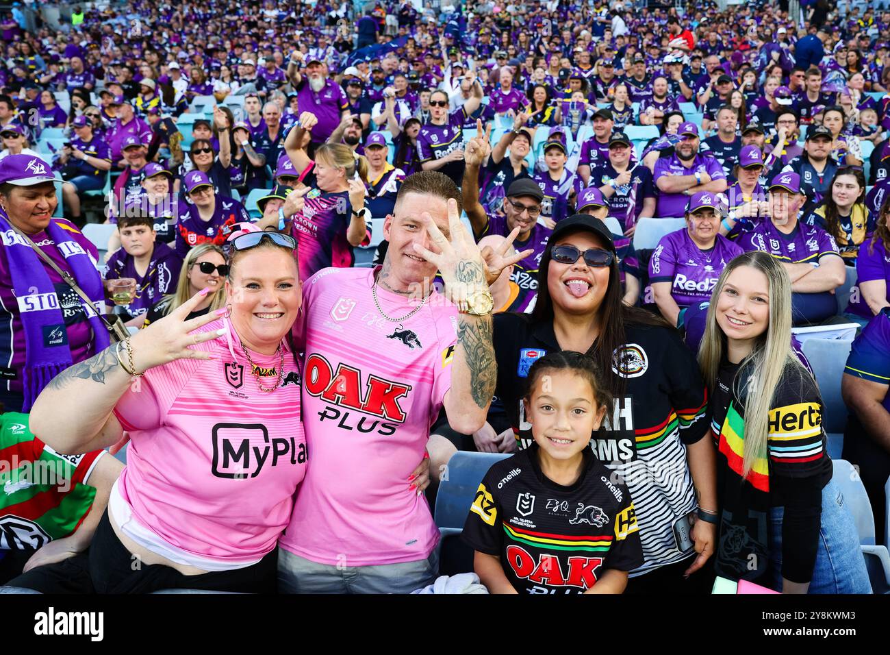 SYDNEY, AUSTRALIA - OCTOBER 06: Panthers fans during the NRL Grand ...