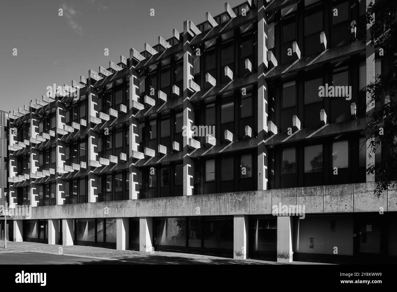 FLSmidth, Bygning S (Building S), designed by FLSmidth Arkitektkontor ...