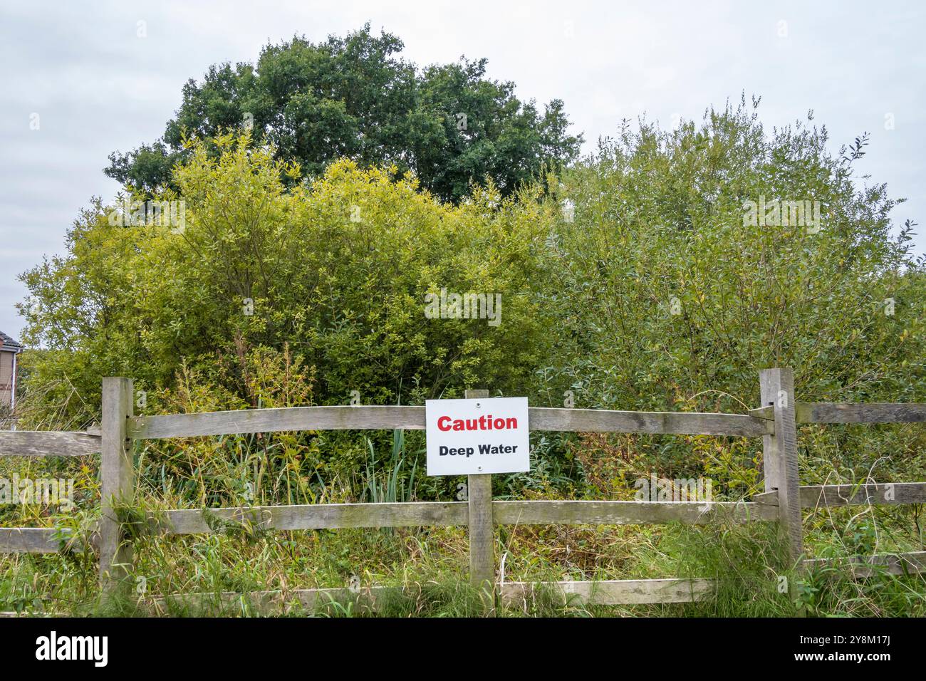 Caution Deep Water notice, Gilbert's Pond, Cherry Willingham, Lincoln ...