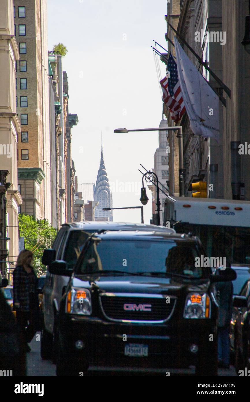 New York City Street Scene, 2000s Vibe, Chrysler Building from a ...