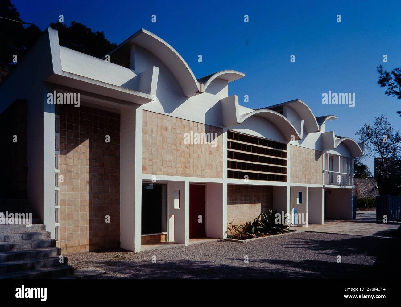 Edificios de taller hi-res stock photography and images - Alamy