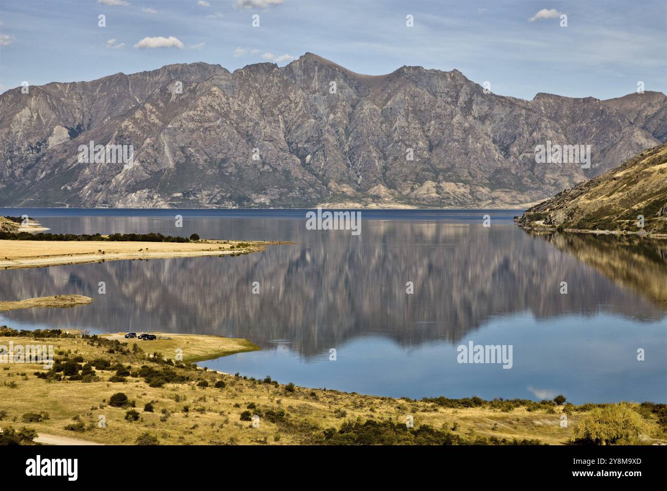 Lake Hawea New Zealand South Island Wanaka Stock Photo - Alamy