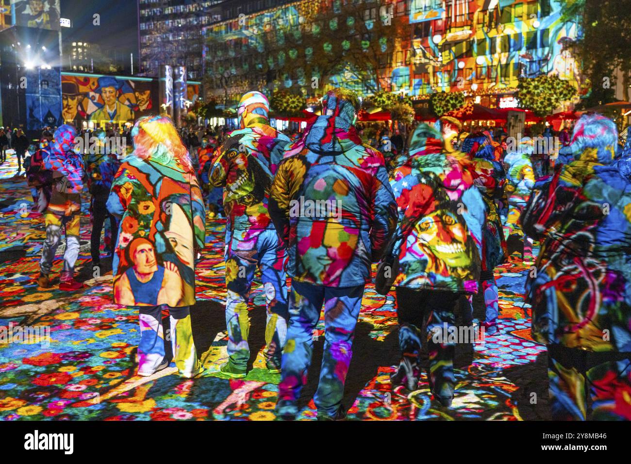 Essen Light Festival, in the city centre, light art on Kennedyplatz ...