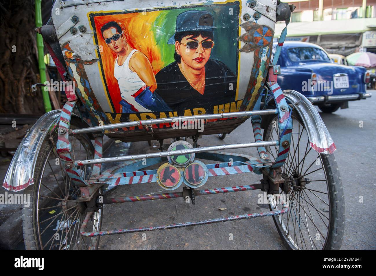 Film star Shah Rukh Khan, hand-painted picture on cycle rickshaw ...