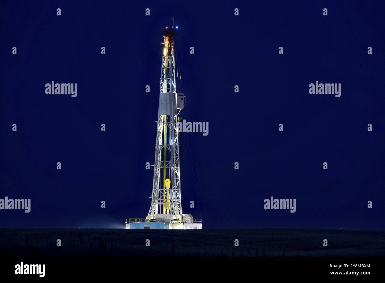 Drilling Rig Potash Mine Night Photography Stock Photo - Alamy