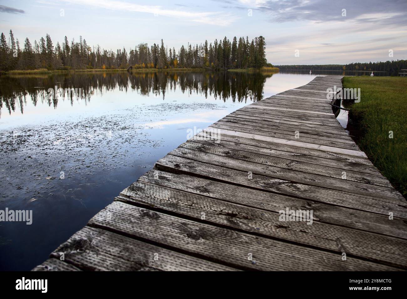 Saskatchewan lakes hi-res stock photography and images - Alamy