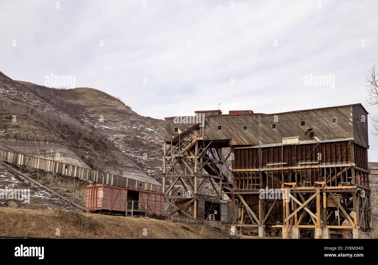 Abandoned Coal Mine in the Badlands Alberta Stock Photo - Alamy