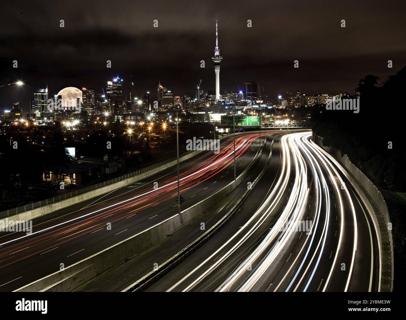 Full Moon Auckland City freeway lights north shore Stock Photo - Alamy