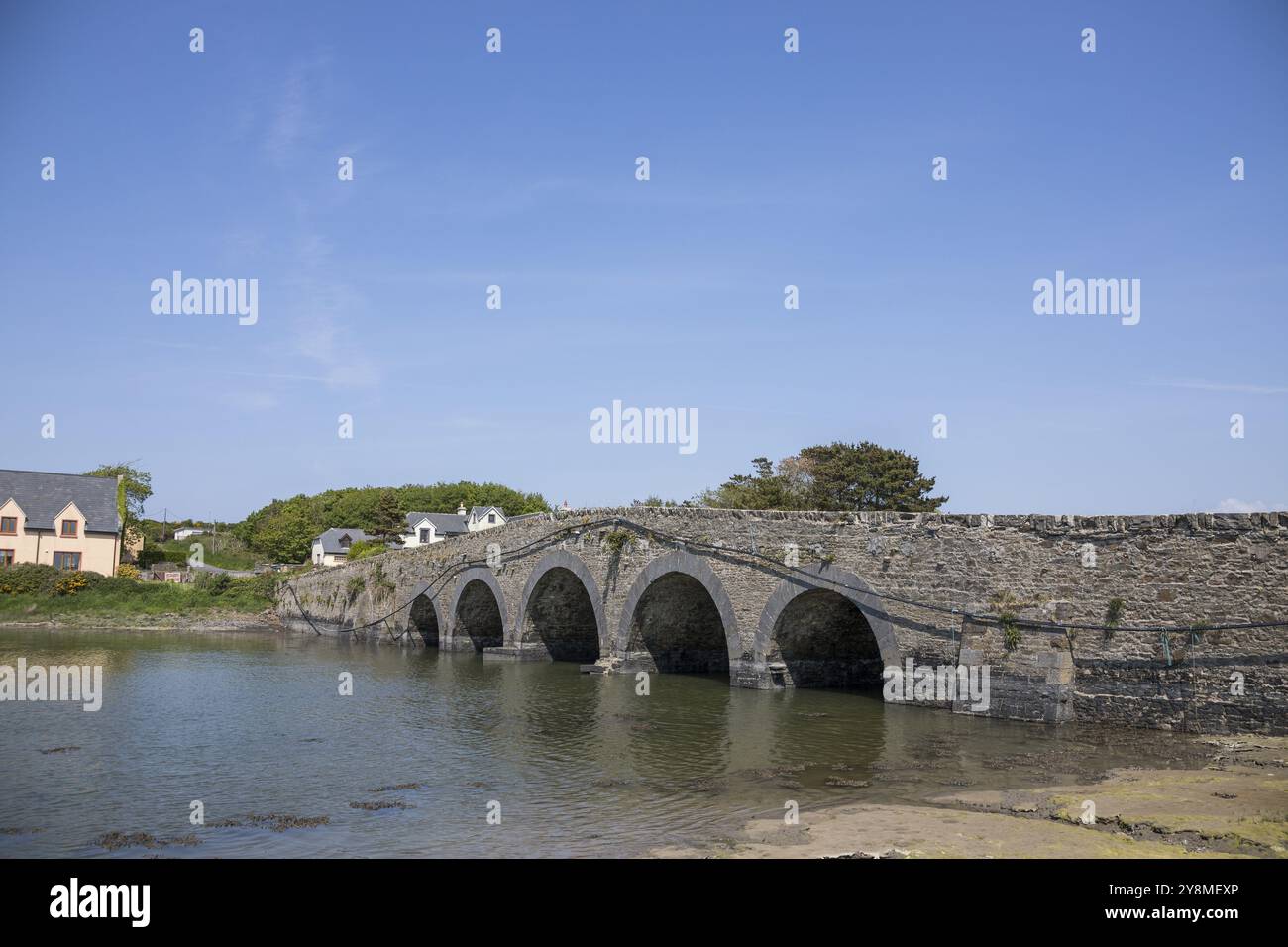 An old stone bridge in Galway in the west of Ireland Stock Photo - Alamy