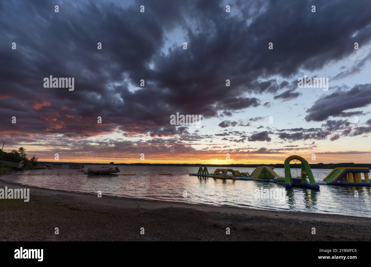 Summer Storms in the Canadian Prairies Dramatic Scenes Stock Photo - Alamy