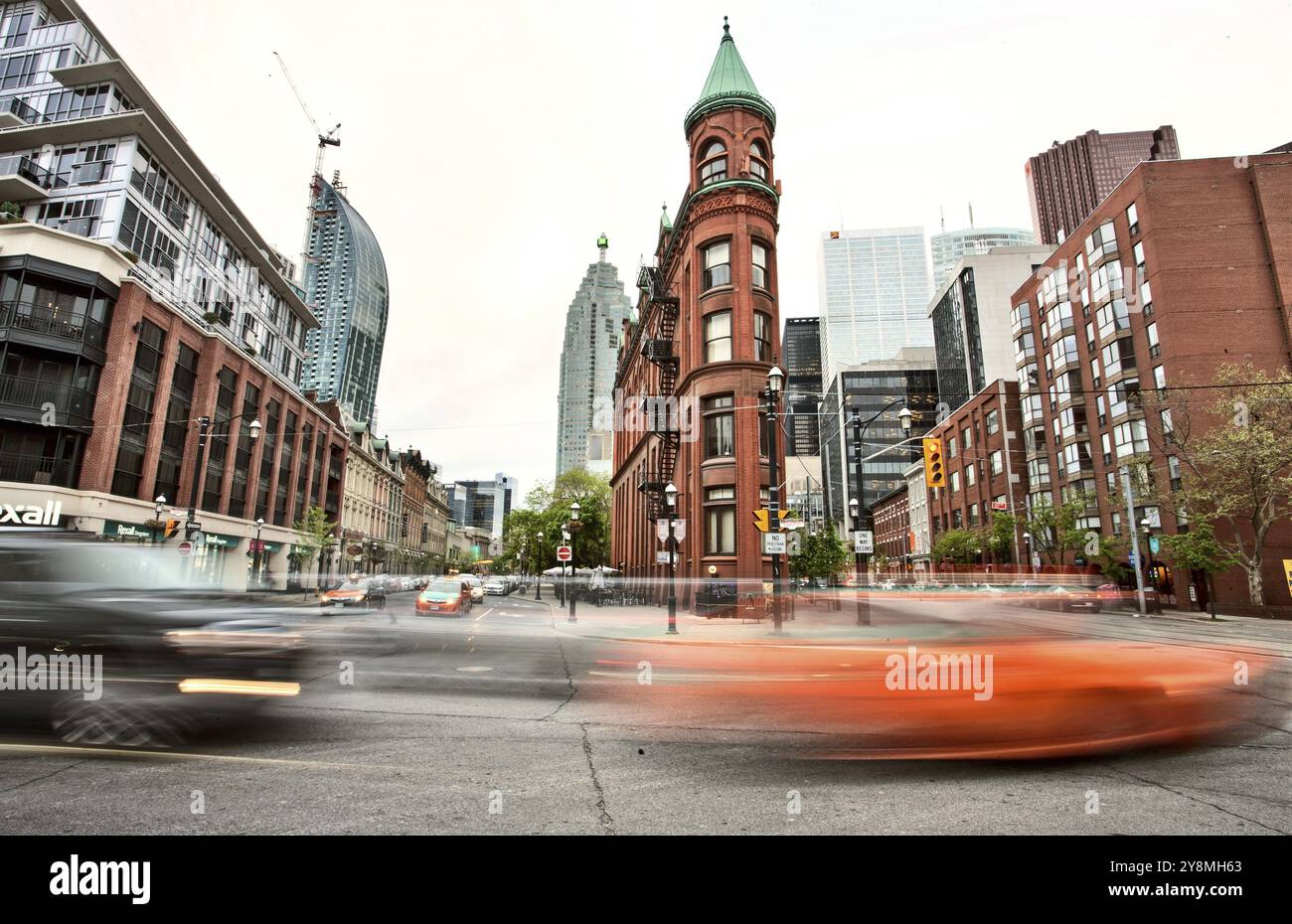 Flat Iron Building Toronto Front and Church Street Stock Photo - Alamy