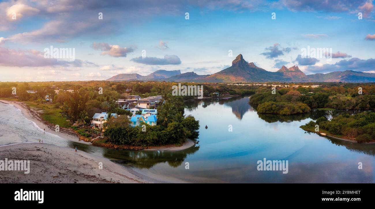 Rempart mountain view from Tamarin bay, Black river, scenic nature of ...