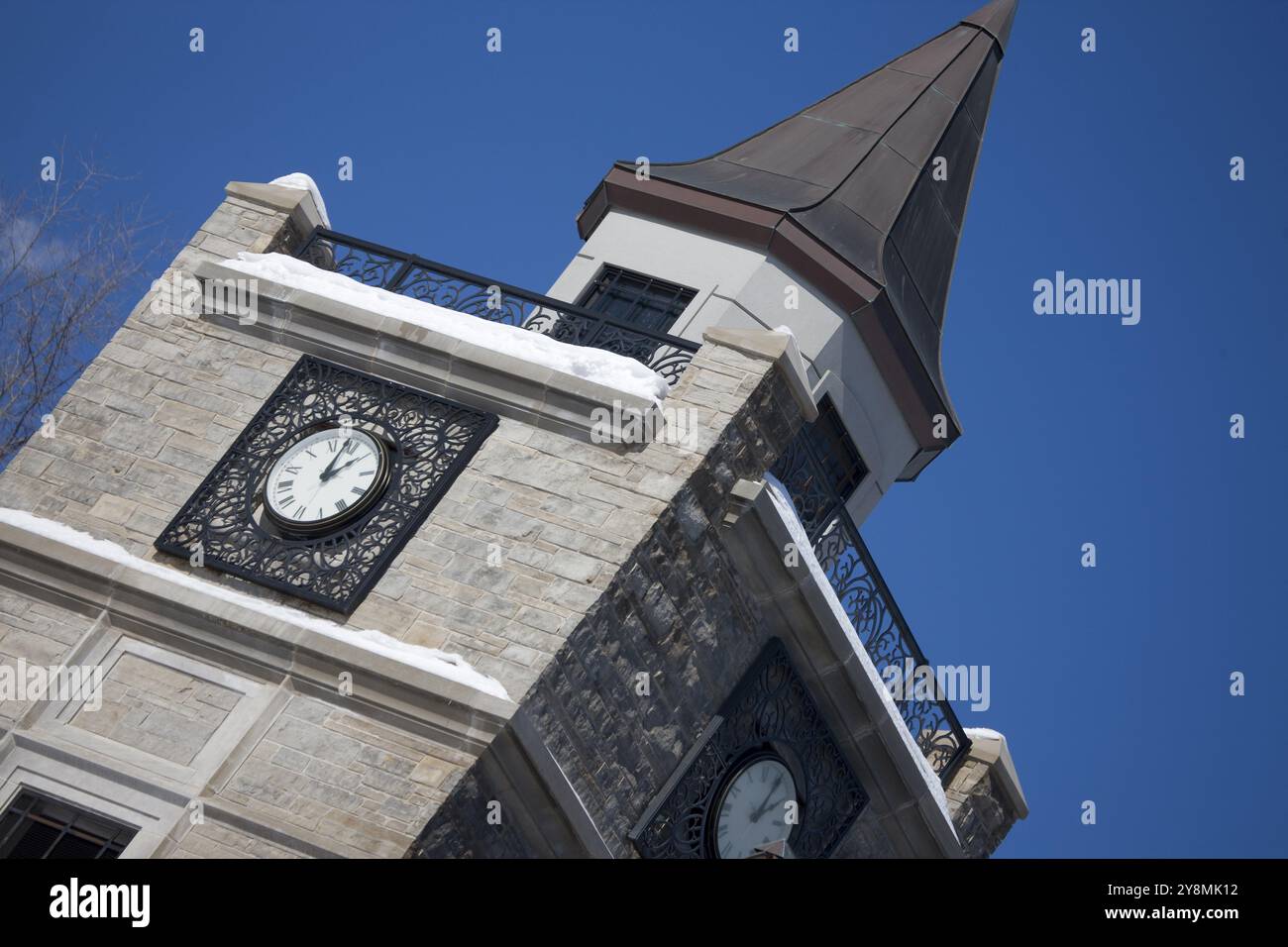 Clock Tower in Niagara Falls Canada daytime Stock Photo - Alamy