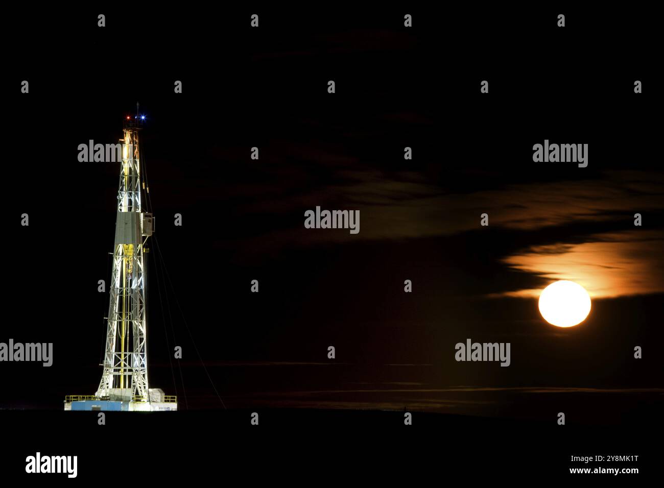 Drilling Rig Potash Mine Night Photography Stock Photo - Alamy