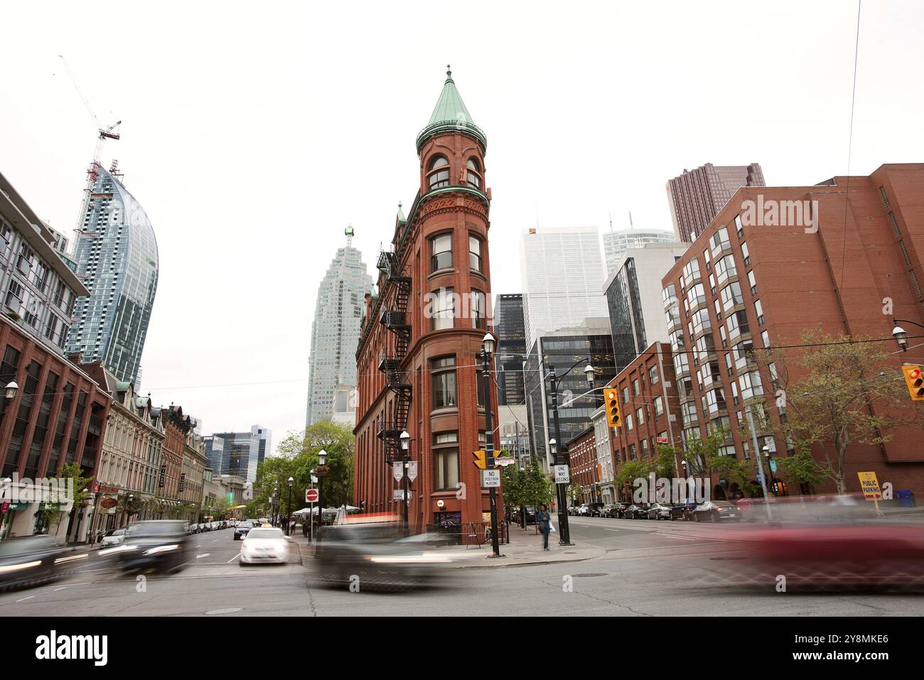 Flat irons building hi-res stock photography and images - Alamy