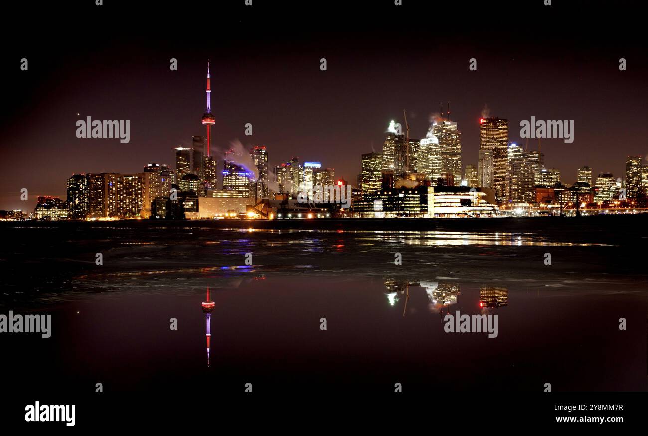 Night Shot Toronto skyline in Ontario Canada Stock Photo - Alamy