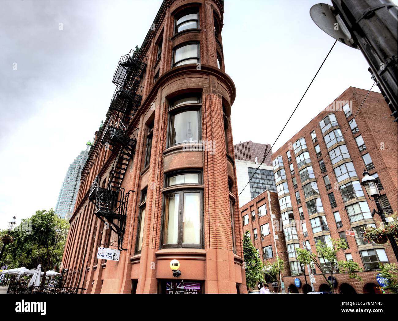 Toronto side street hi-res stock photography and images - Alamy