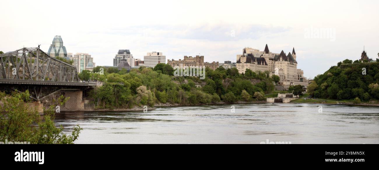 Ottawa Canada photographed from Quebec Ottawa River Stock Photo - Alamy