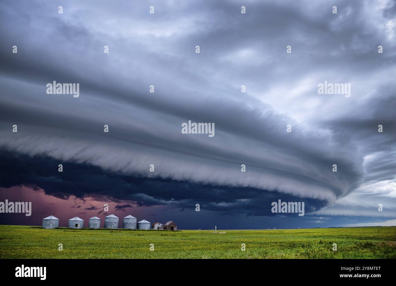 Prairie Storm Clouds in Saskatchewan Canada Rural Stock Photo - Alamy