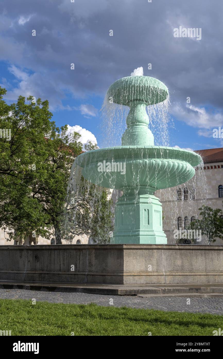 Fountain at the Ludwig Maximilian University of Munich Stock Photo - Alamy