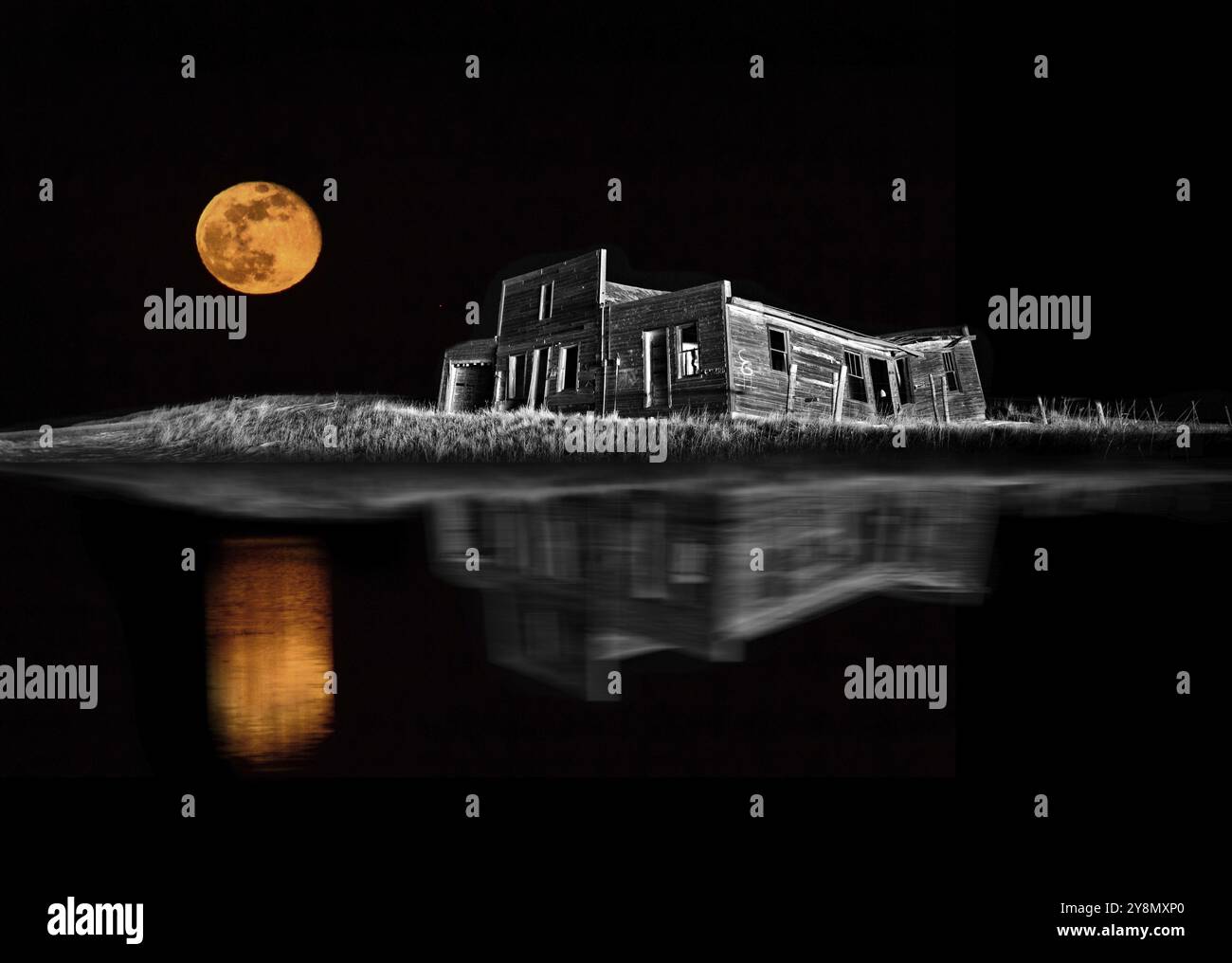 Moon stars sky nobody town hi-res stock photography and images - Alamy