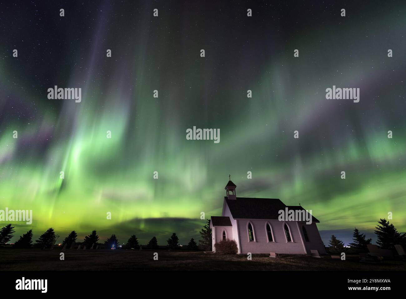 Explosion distance not star hi-res stock photography and images - Alamy