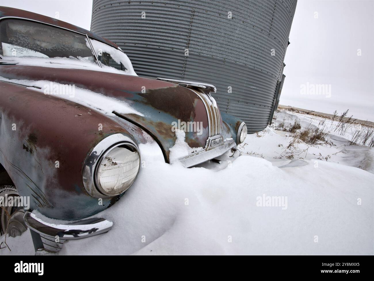 Old rusty pontiac hi-res stock photography and images - Alamy
