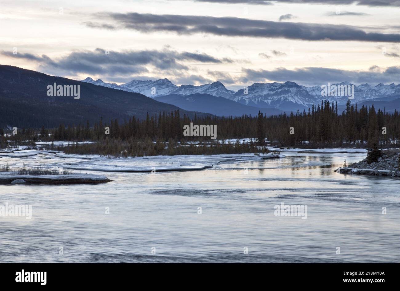 North saskatchewan river banff hi-res stock photography and images - Alamy