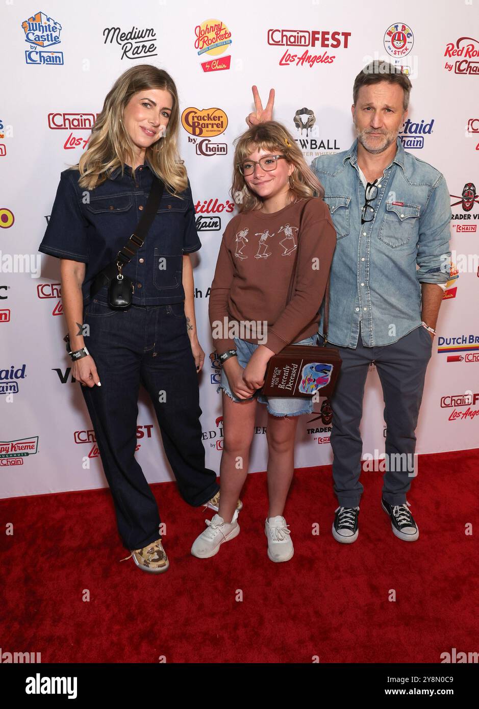 Los Angeles, Ca. 5th Oct, 2024. Breckin Meyer, Kelly Rizzo, Clover ...