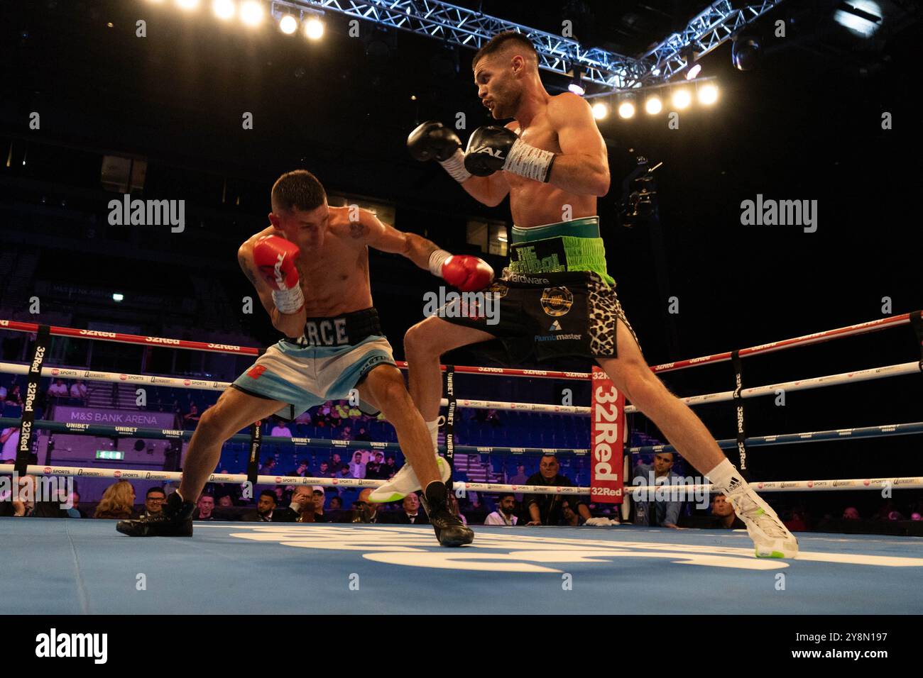 Ronny rios boxing hi-res stock photography and images - Alamy