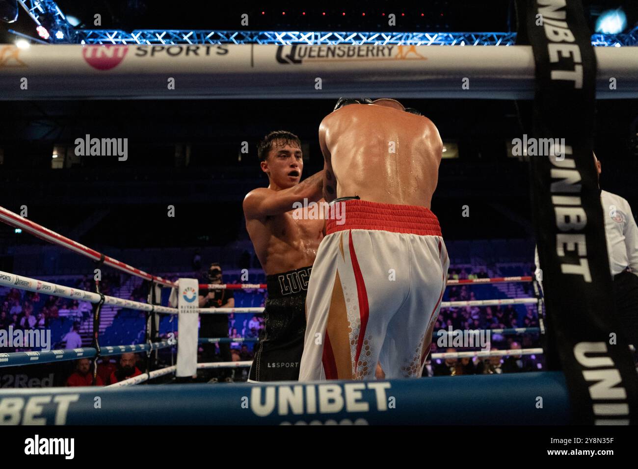 Liverpool, UK. 05th Oct, 2024. Nick Ball vs Ronny Rios - Saturday 5th ...