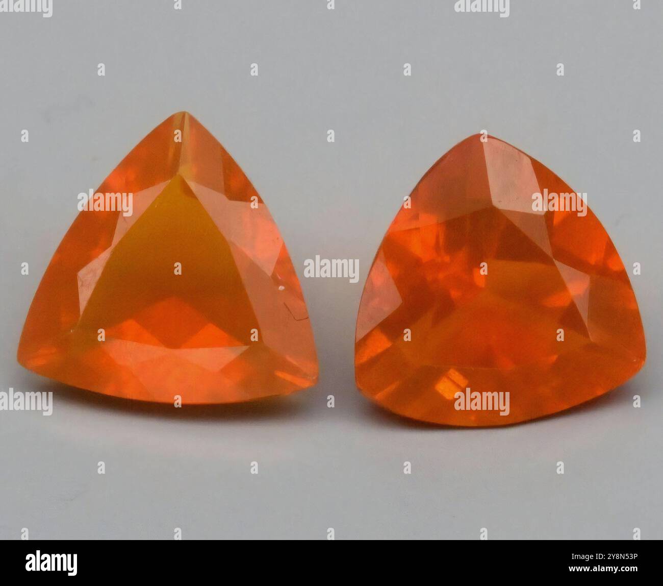 Appealing orange hue hi-res stock photography and images - Alamy