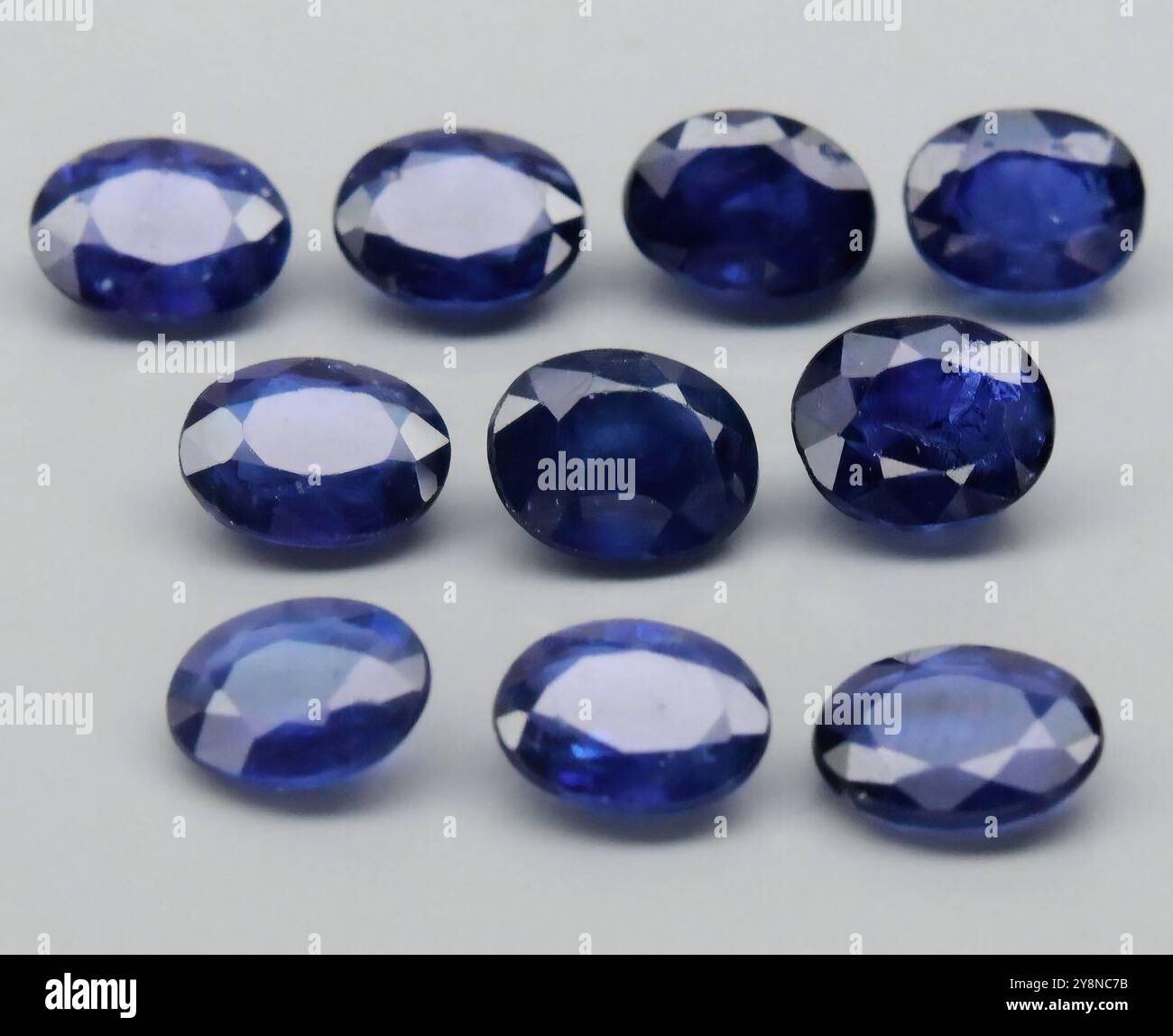 Specific color variations hi-res stock photography and images - Alamy