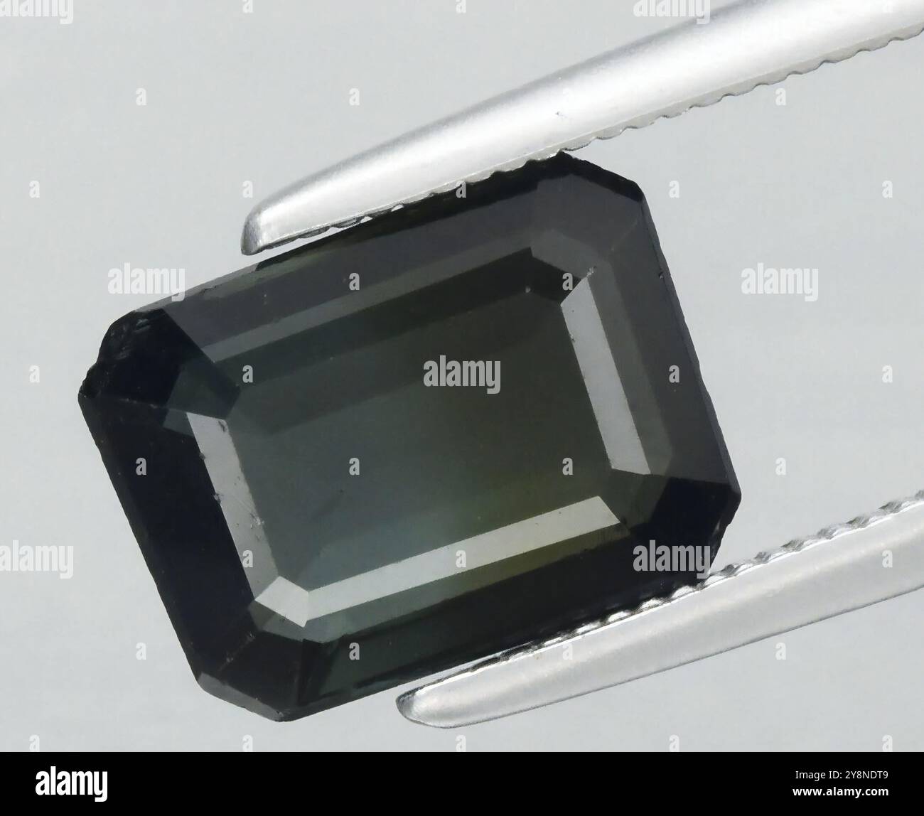 Radiant emerald cut gemstone hi-res stock photography and images - Alamy