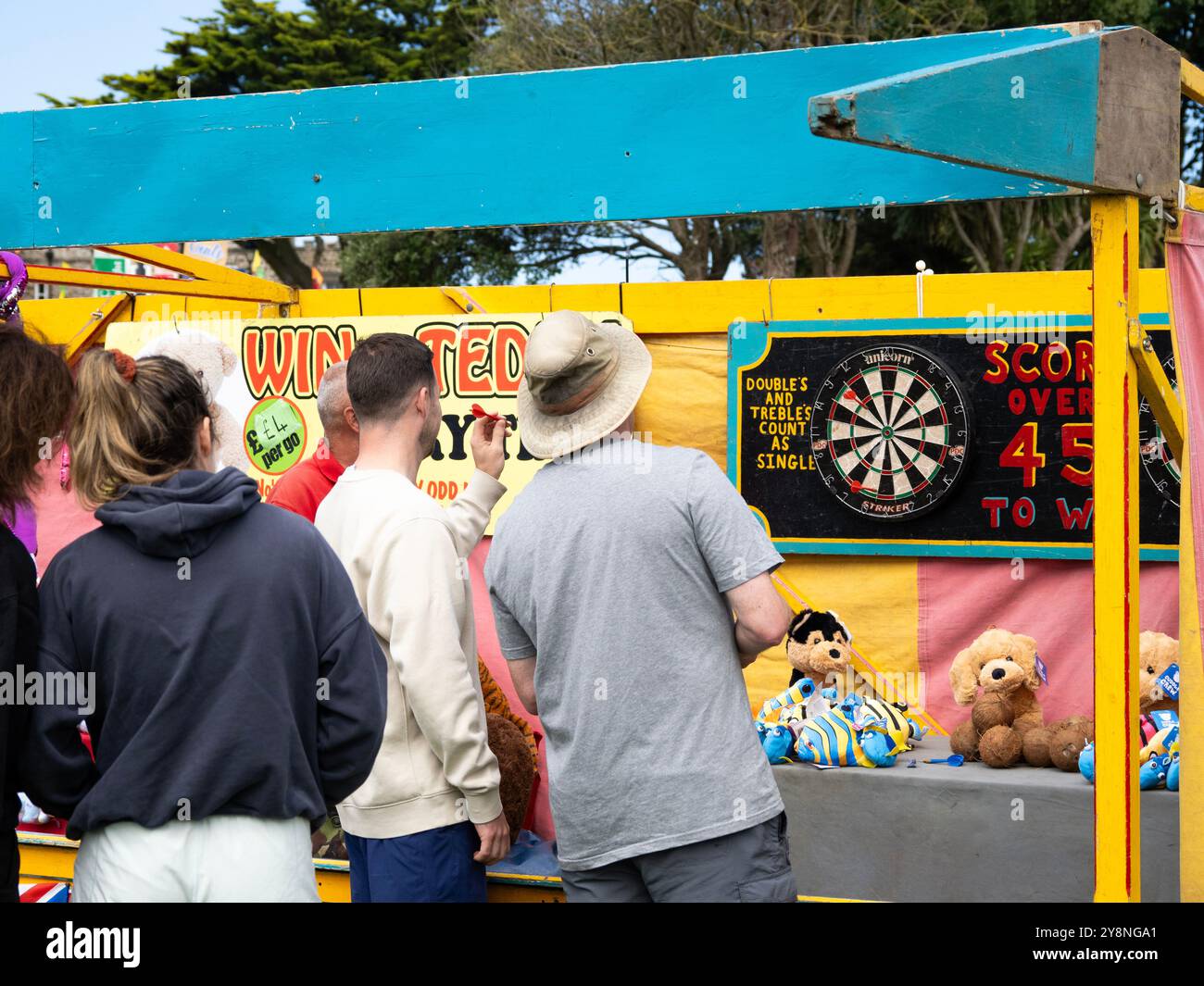 Funfair darts game, UK Stock Photo - Alamy