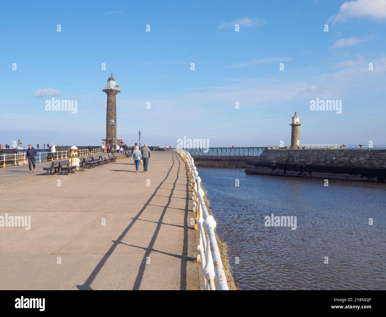 The harbour entrance and lighthouses Whitby Stock Photo - Alamy