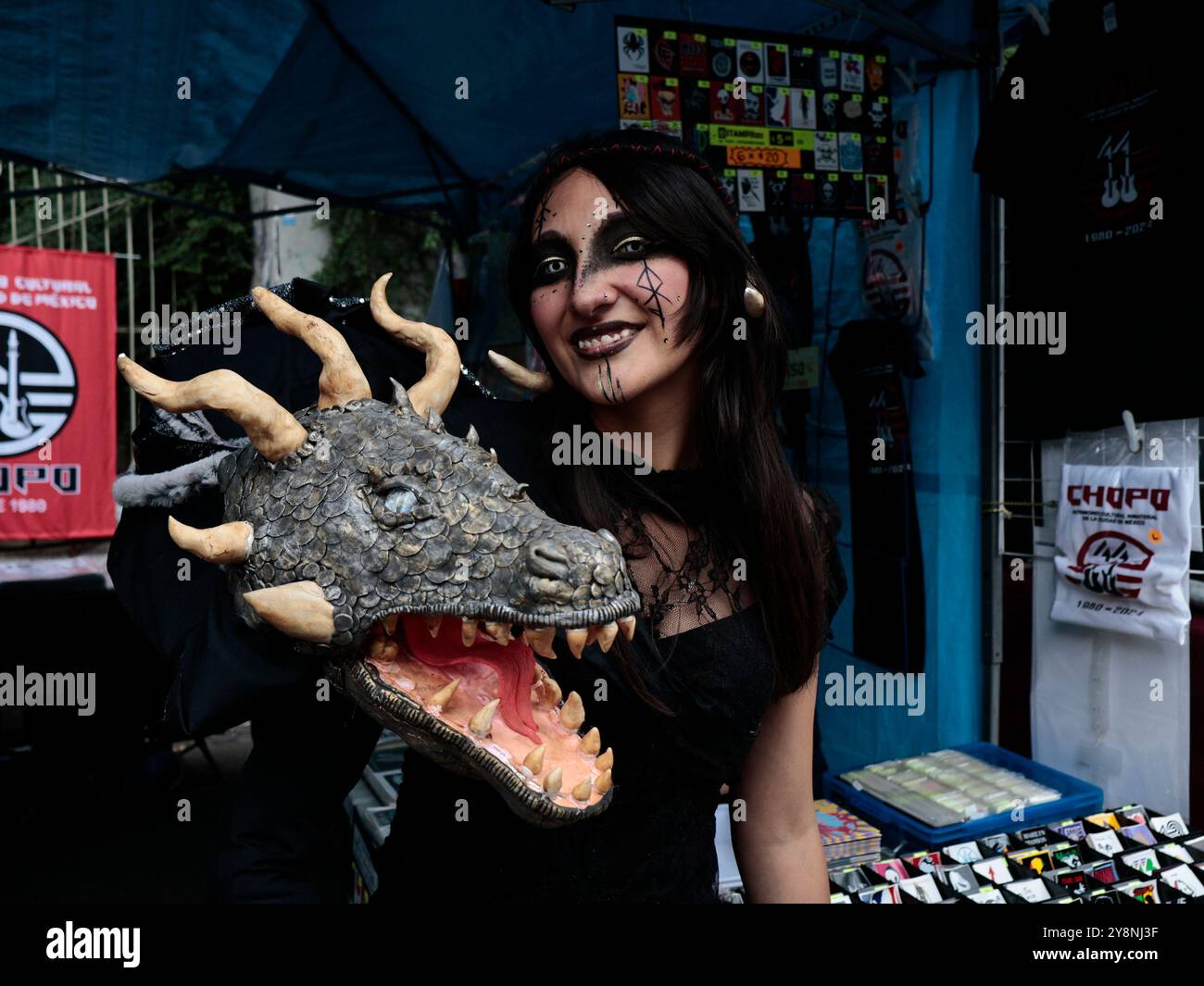 The Tianguis Cultural del Chopo celebrates 44 years of existence and ...