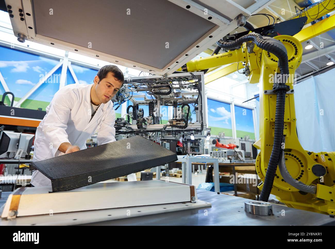Tecnacomp Robotic cell manufacturing composite preforms Dry fiber ...